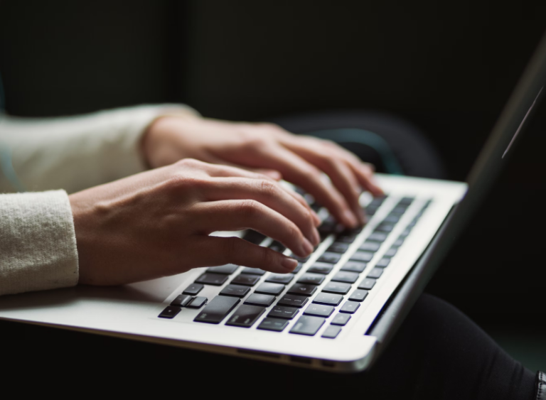 How to Write And Keep a Journal: Mastering the Art of Diary Writing ...